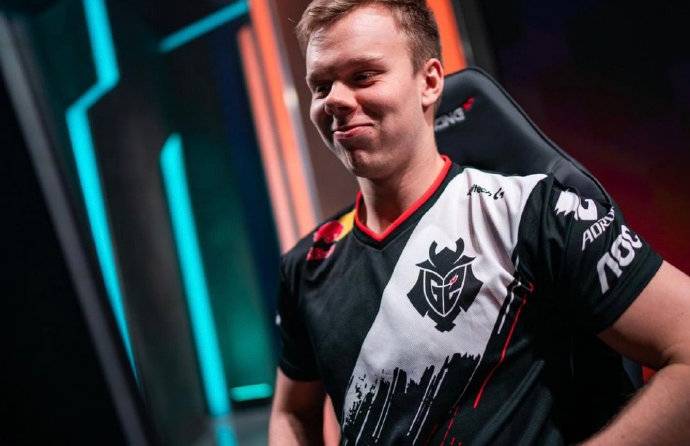 G2官方Ins晒选手搞怪照片 Perkz逃过一劫-直播吧zhibo8.cc