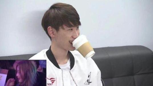 Doinb和H4cker Solo：龙坑辛德拉对决Doinb过于激动将键盘按坏-直播吧zhibo8.cc