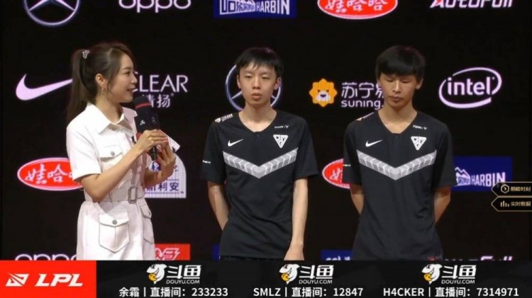 OMG赛后采访H4cker&SMLZ：队伍心态最好的是马哥-直播吧zhibo8.cc