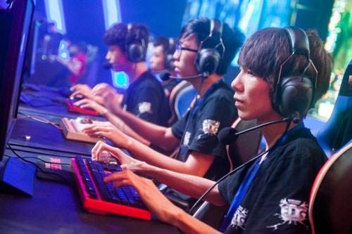 JKL、Karsa成为自Namei以来在LPL不同队伍分别取得冠军的选手-直播吧zhibo8.cc