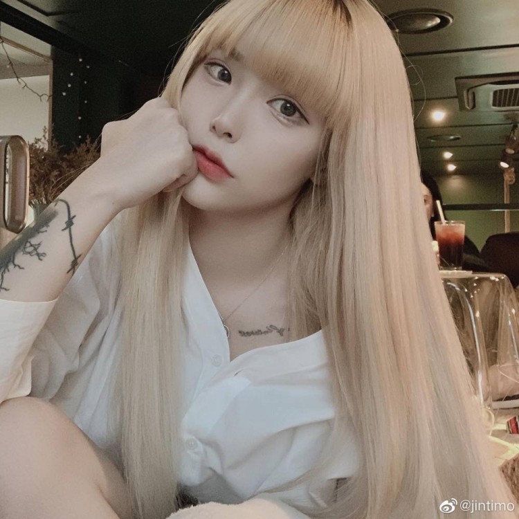 Mystic妻子晒照：今天也要加油-直播吧zhibo8.cc