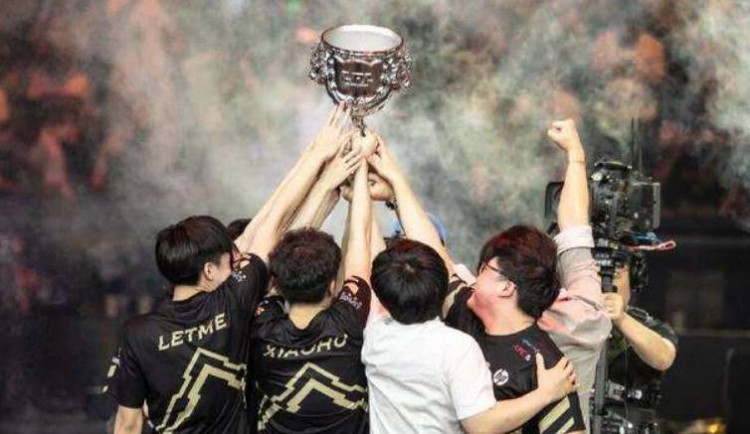 最强阵容评选（S6-S10）—你觉得RNG的最强阵容是在S几？-直播吧zhibo8.cc