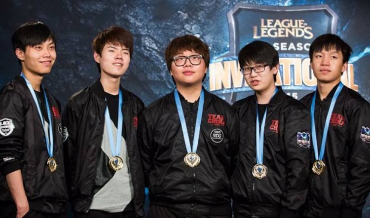 LPL历届年度经理人盘点：S8苏小洛强势夺魁，16年Snake神级交易-直播吧zhibo8.cc