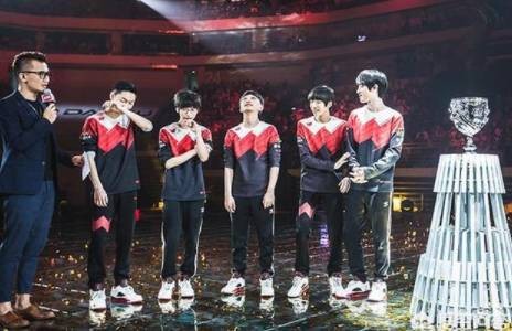 LPL历届年度经理人盘点：S8苏小洛强势夺魁，16年Snake神级交易-直播吧zhibo8.cc