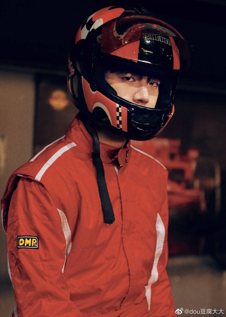 前LGD队长Pyl晒帅照：追风男孩-直播吧zhibo8.cc