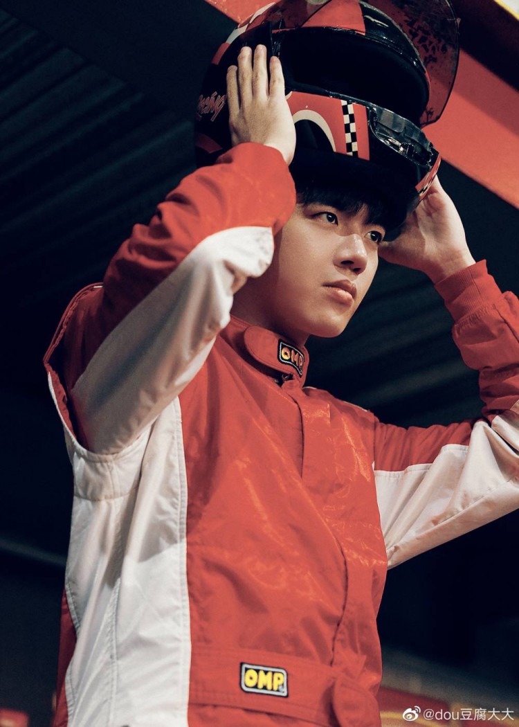 前LGD队长Pyl晒帅照：追风男孩-直播吧zhibo8.cc