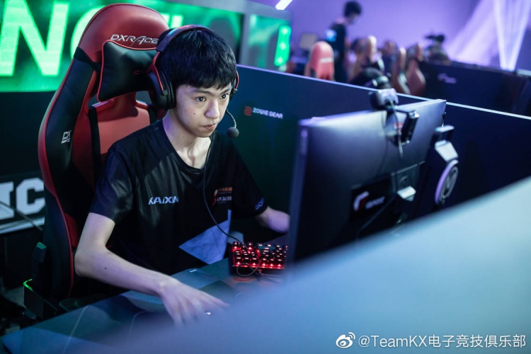 KX官方：原SMG选手Mad98与MQ选手AzEeeeee正式加入-直播吧zhibo8.cc