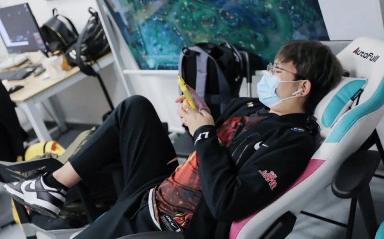 Ning精辟点评FPX博人事件：Bo未被终身禁赛已足够说明问题-直播吧zhibo8.cc