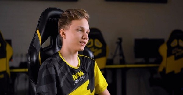 CSGO NAVI青训M0NESY采访：记录是用来打破的-直播吧zhibo8.cc