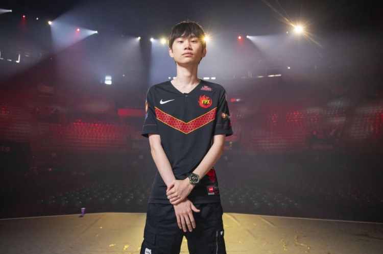 Reddit评S11参赛中单战力排行：Doinb第一、Faker第五、Cryin第十-直播吧zhibo8.cc