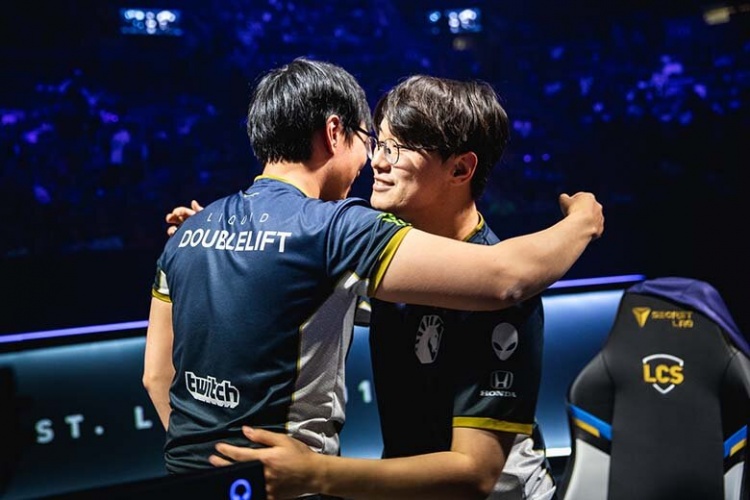 Doublelift：FPX将无条件进入今年S11的总决赛的决赛舞台-直播吧zhibo8.cc