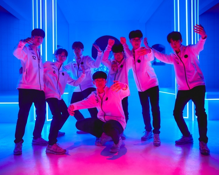 HLE.Deft：人的欲望是无穷的，要是能赢RNG以小组第一晋级就好了-直播吧zhibo8.cc