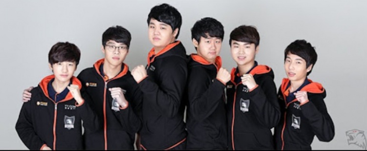 五年前的今天：Smeb、Pray、GorillA离开ROX 老虎队正式重组-直播吧zhibo8.cc