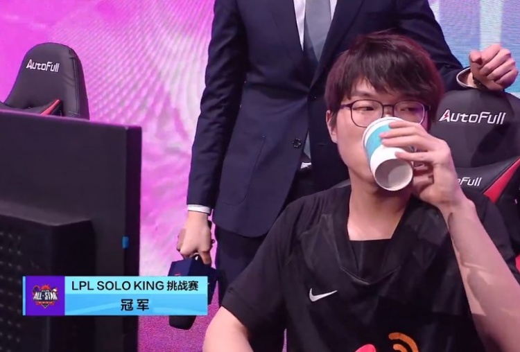 管神的肯定！管泽元：恭喜阿bin Soloking-直播吧zhibo8.cc