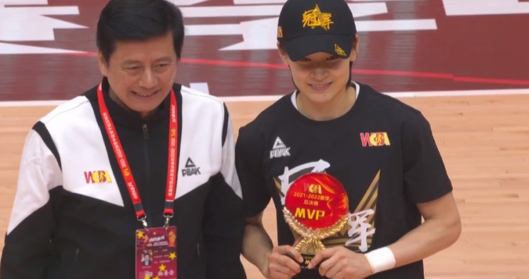 WCBA常规赛最有价值球员：韩旭 总决赛最有价值球员：杨力维-直播吧zhibo8.cc