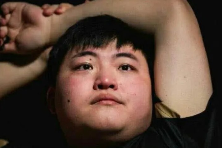 Uzi倒了~ LMS网友热议：狗粉暴动 可能已经解约了-直播吧zhibo8.cc