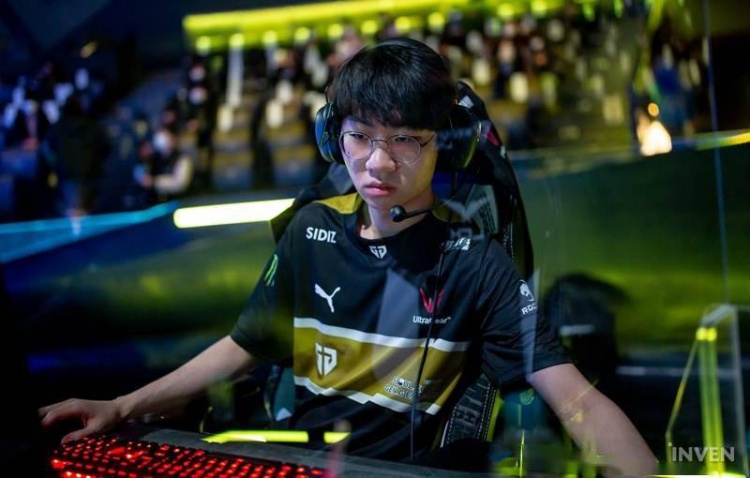 LMS热议Gen.G全队38个亚军：RNG组全华班，我们组全亚班！-直播吧zhibo8.cc