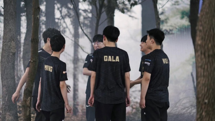 先行一步！RNG击败EG将迎战G2/T1的胜者-直播吧zhibo8.cc