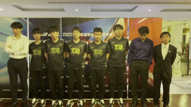 RNG赛后群访 Breathe：运气比较好，就单杀了TheShy-直播吧zhibo8.cc