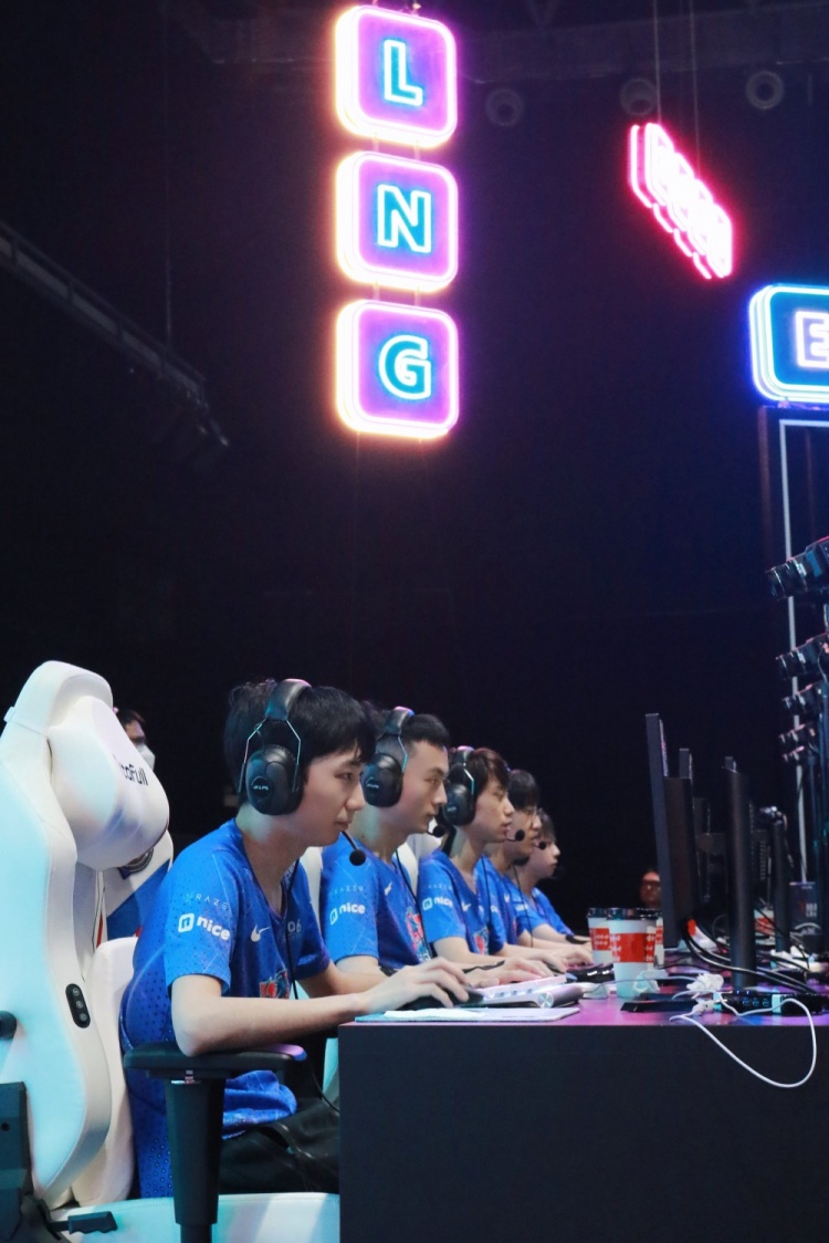状态低迷！LNG不敌RNG遭遇三连败-直播吧zhibo8.cc