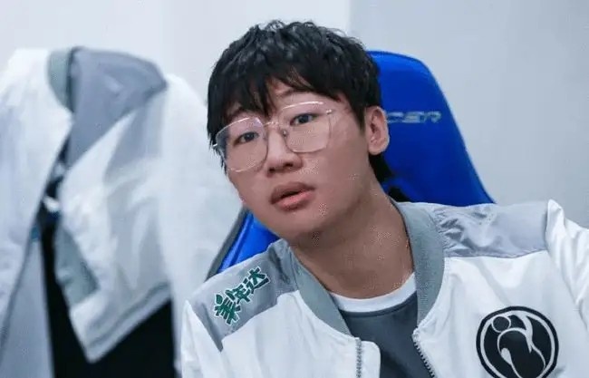 宁王：S8的Uzi就是神，Theshy上单就是独一档-直播吧