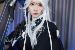 DOTA2解说Ams晒照：这个小黑cos的还行吗？-直播吧