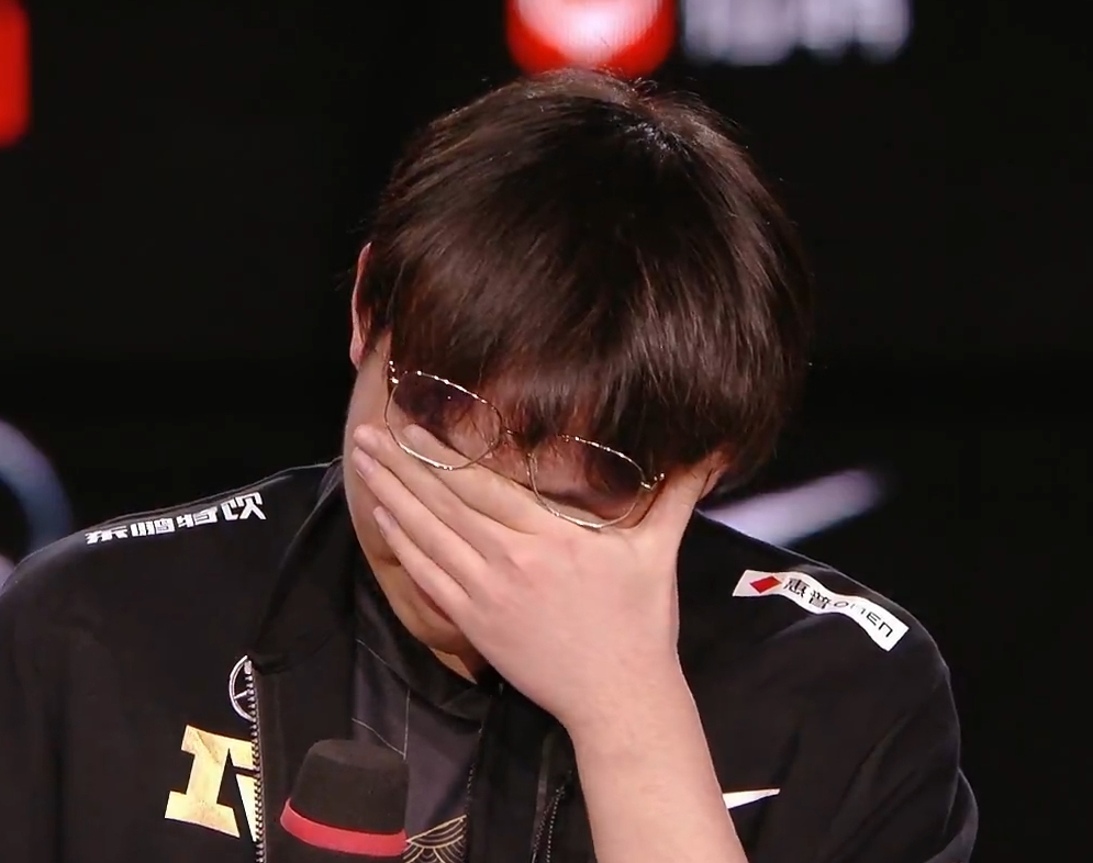 Breathe泪洒当场！被问及进世界赛想说啥 呼吸哥当场哽咽-直播吧