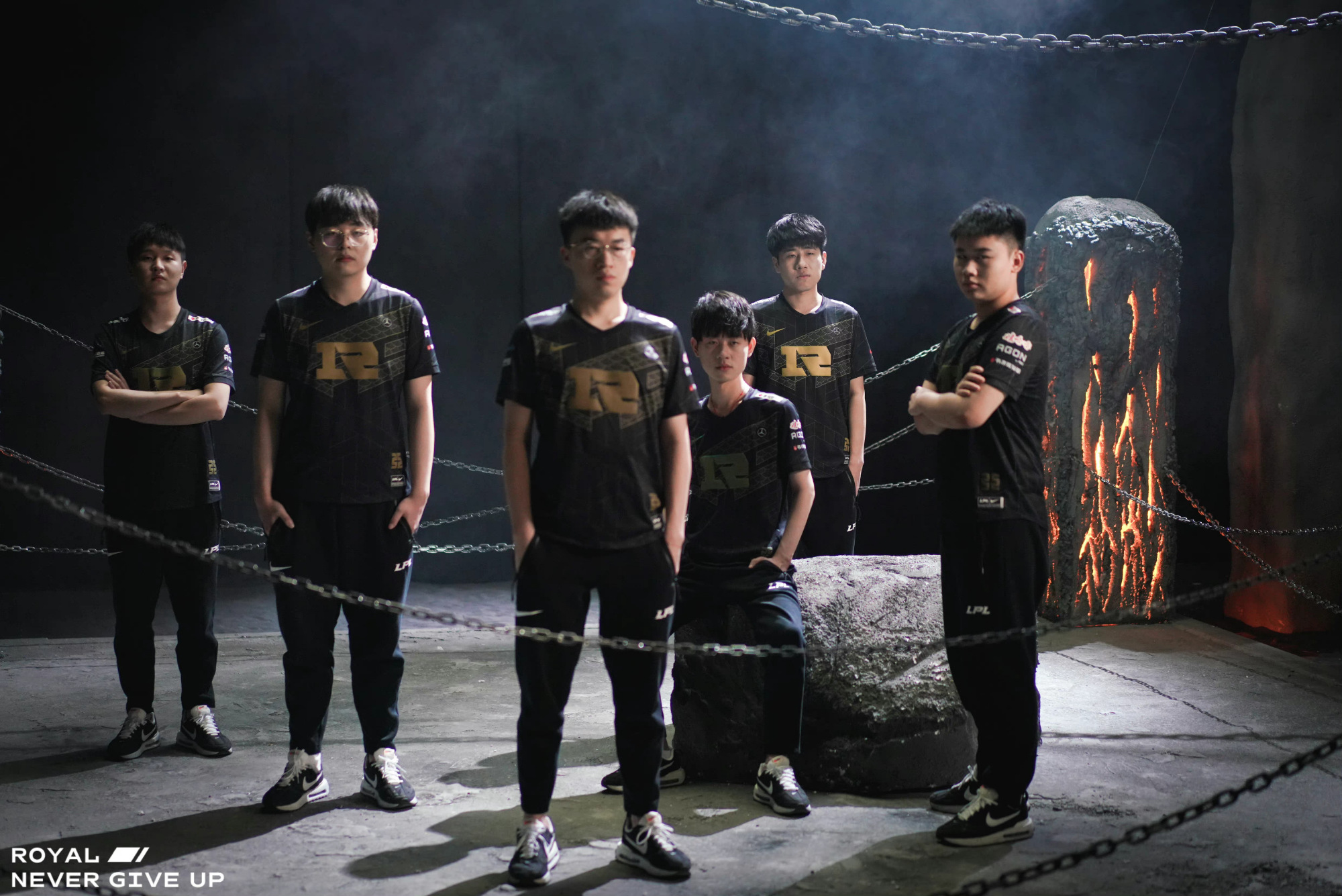 RNG赛前美服RANK战绩：中上豪取七连胜 Wei男枪狂杀25个都没赢-直播吧