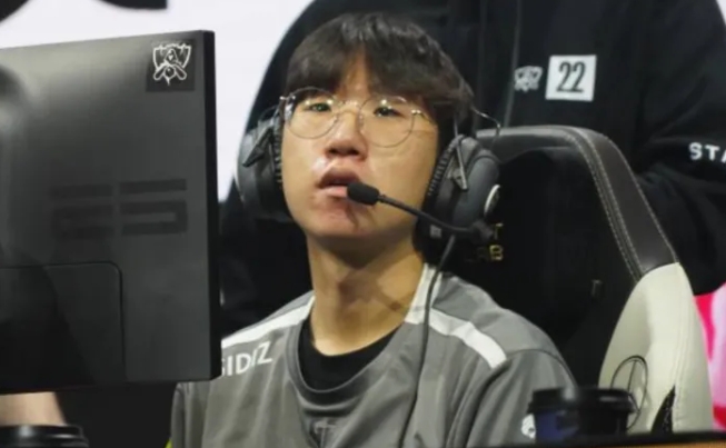 Ruler：卢娜初期对线变强了 相比于以前其他联赛队伍实力提升了-直播吧