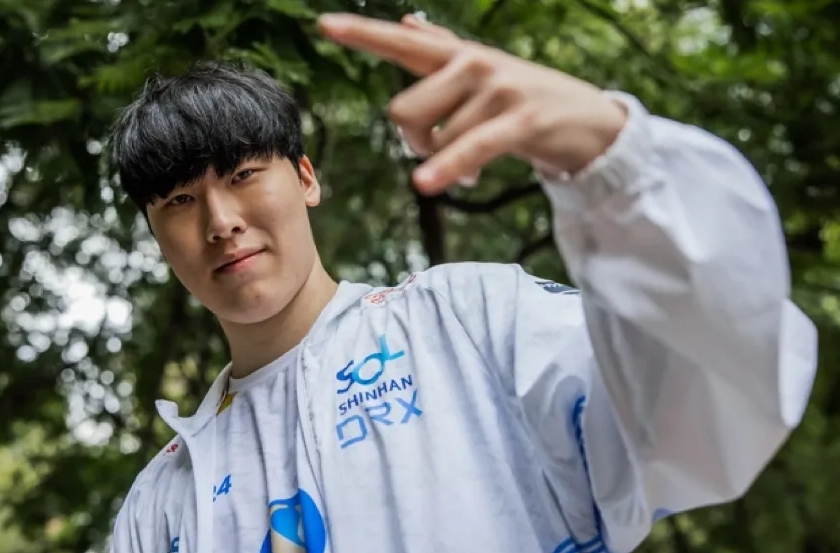 Zeka：EDG很出色但我们更出色！八强发挥出了80%的竞技水平-直播吧