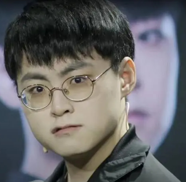 韩网热议LCK各路最帅选手：Showmaker当选-直播吧