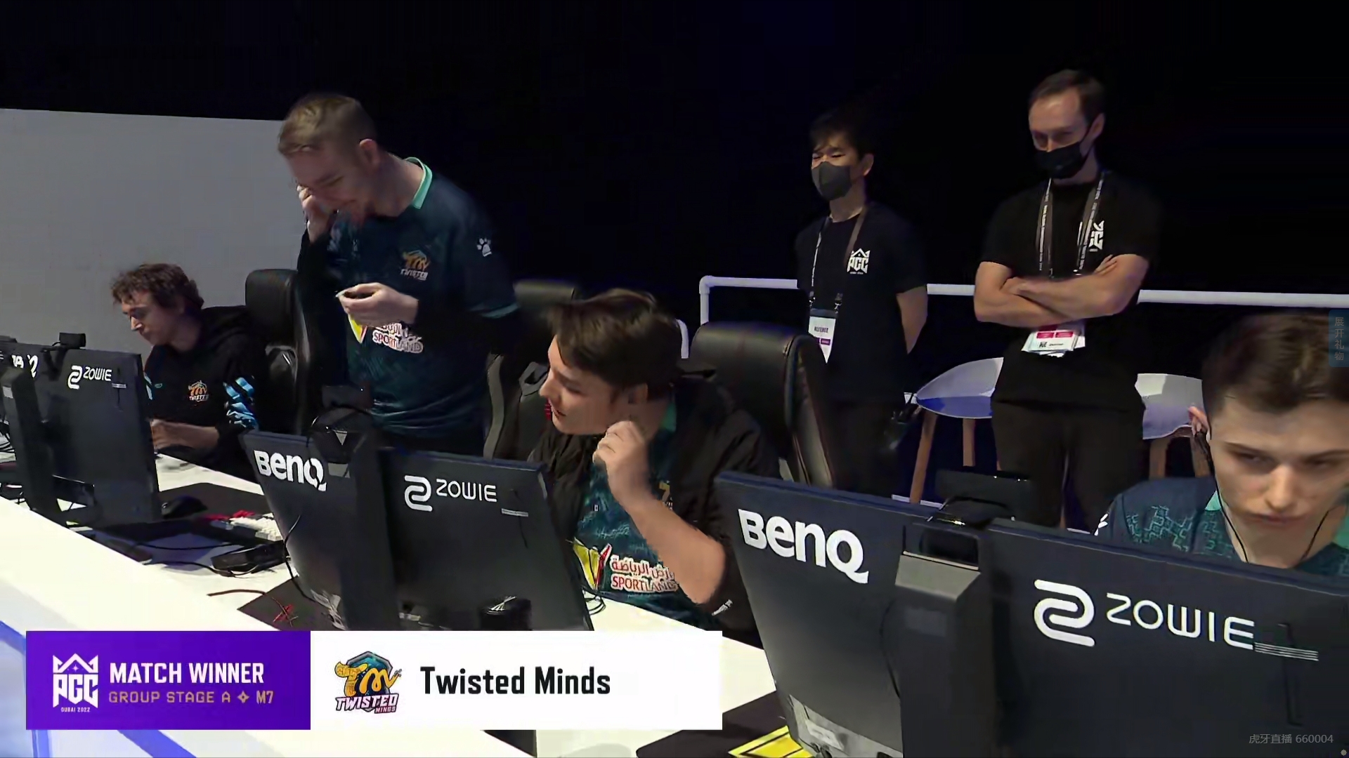 🎮PGC小组赛：Perfect1ks力中暴力！TWIS成功13杀吃鸡-直播吧