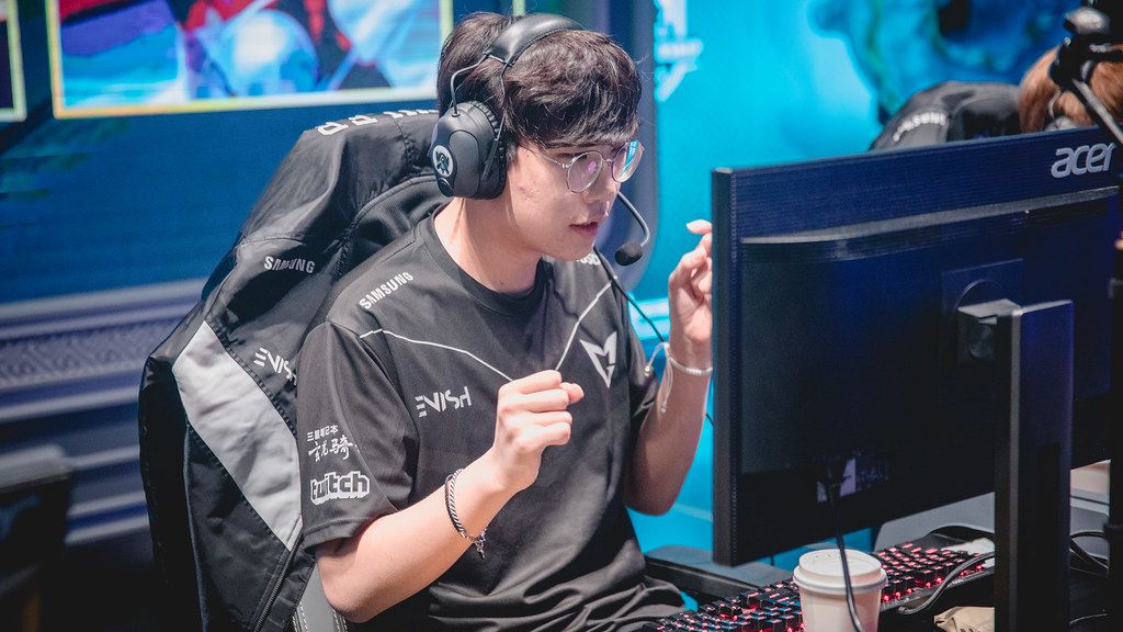 韩网票选前五AD：Deft力压Bang位列第一 Uzi跻身榜单第五-直播吧