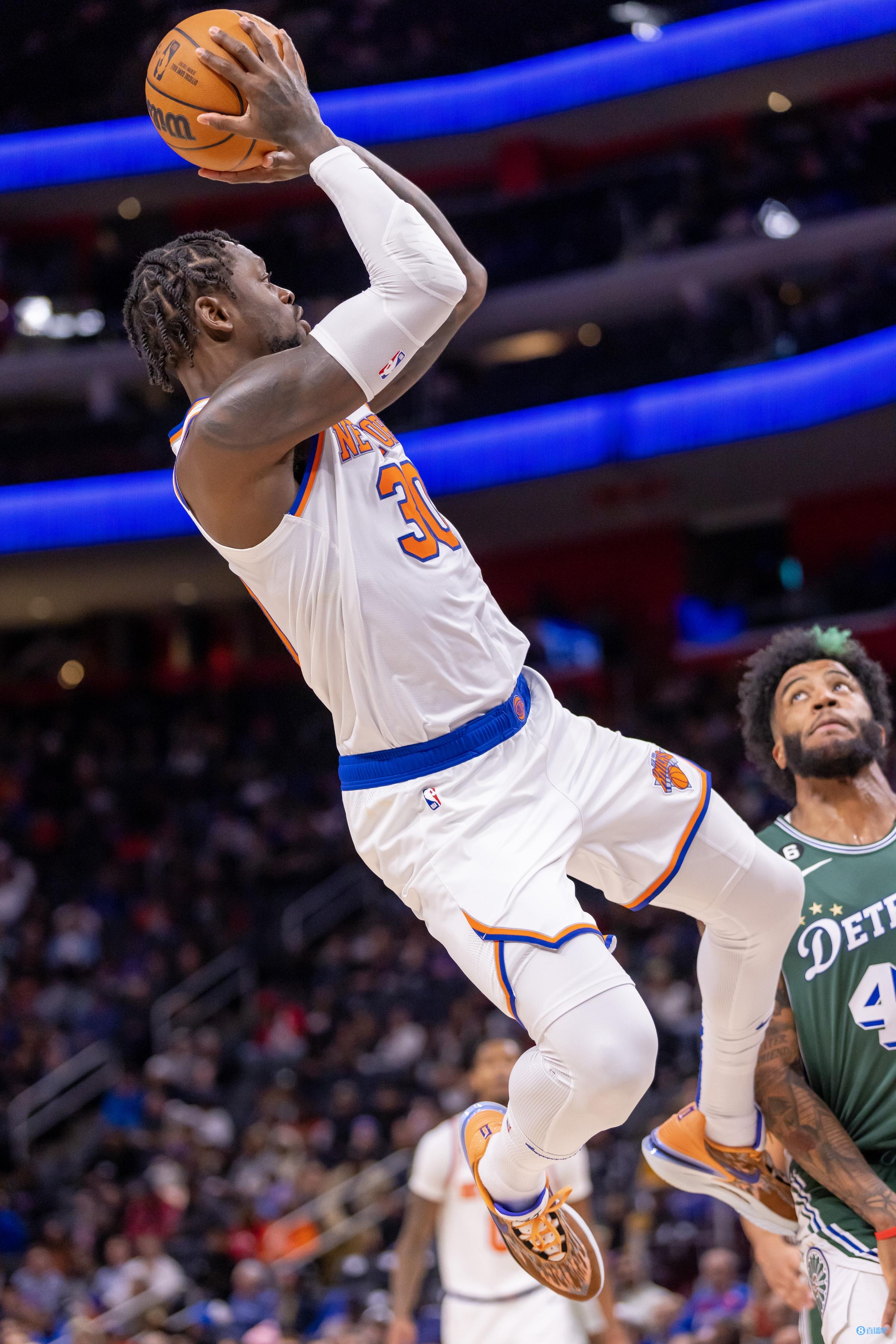 我生日我最大！兰德尔三节打卡砍36分7板5助 首节独揽17分-直播吧