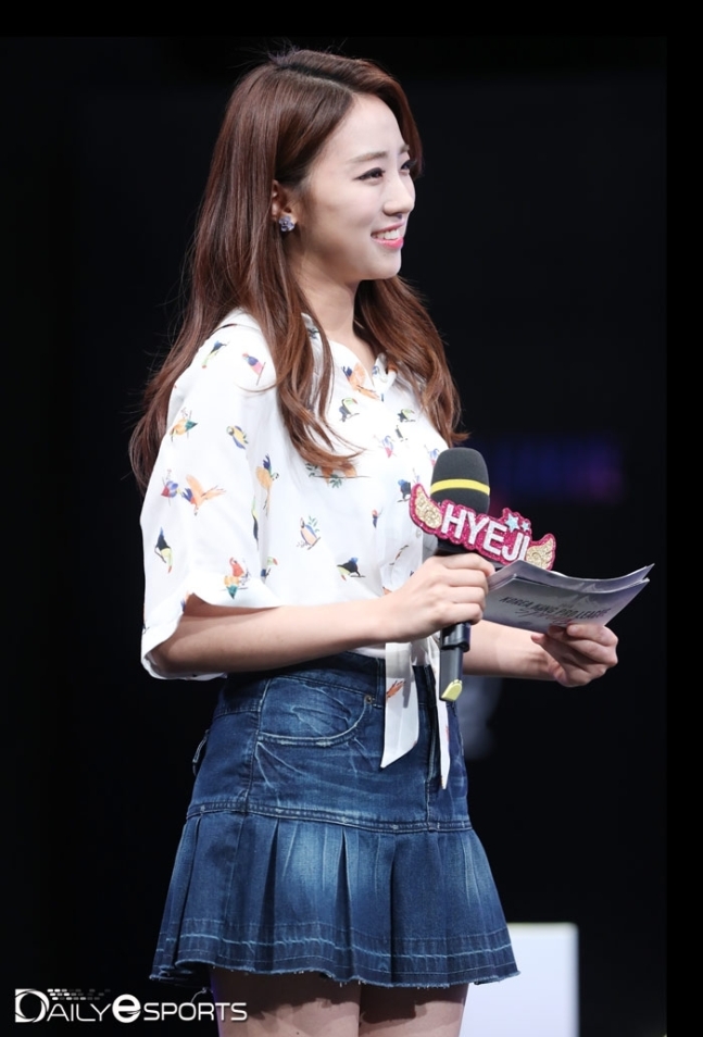 韩媒：尹秀彬缺席LCK春季赛 KR KPL主持人裴惠智补位-直播吧