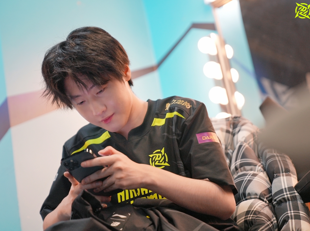 NIP战队发布起航赛返图：帅气沉稳的zhuo哥-直播吧