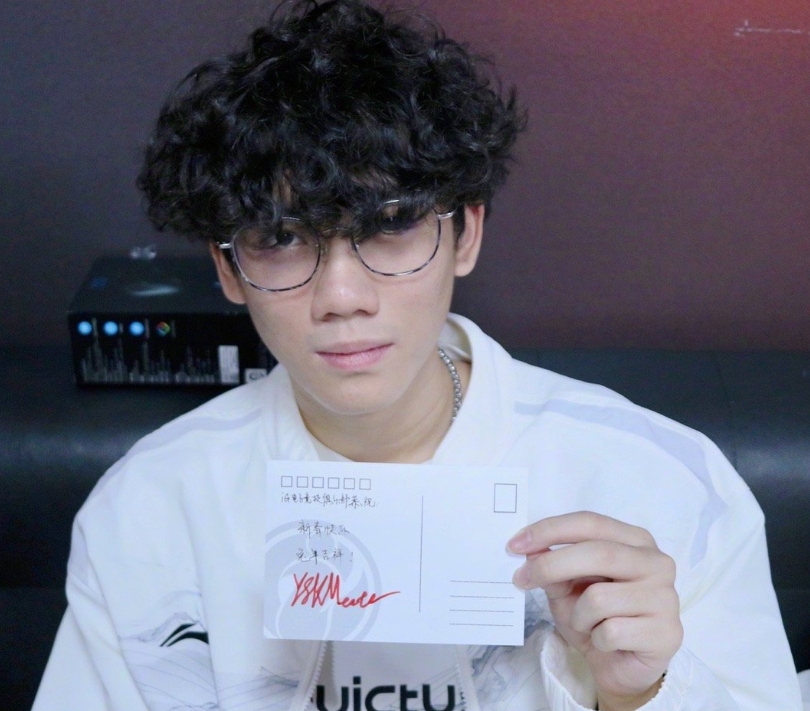 可以狂！单杀Ale 团战立功 YSKM今日发挥你给几分？-直播吧