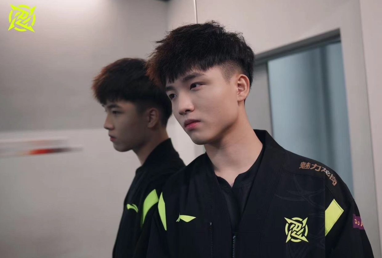 XLB拉跨猴子，操作、节奏、控图全无，两局战绩3-8-11-直播吧