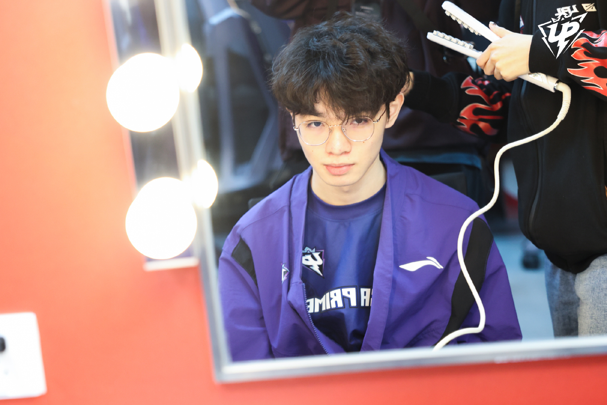 走位吃技能 对线团战皆被压！吧友们如何评价Doggo今晚表现-直播吧