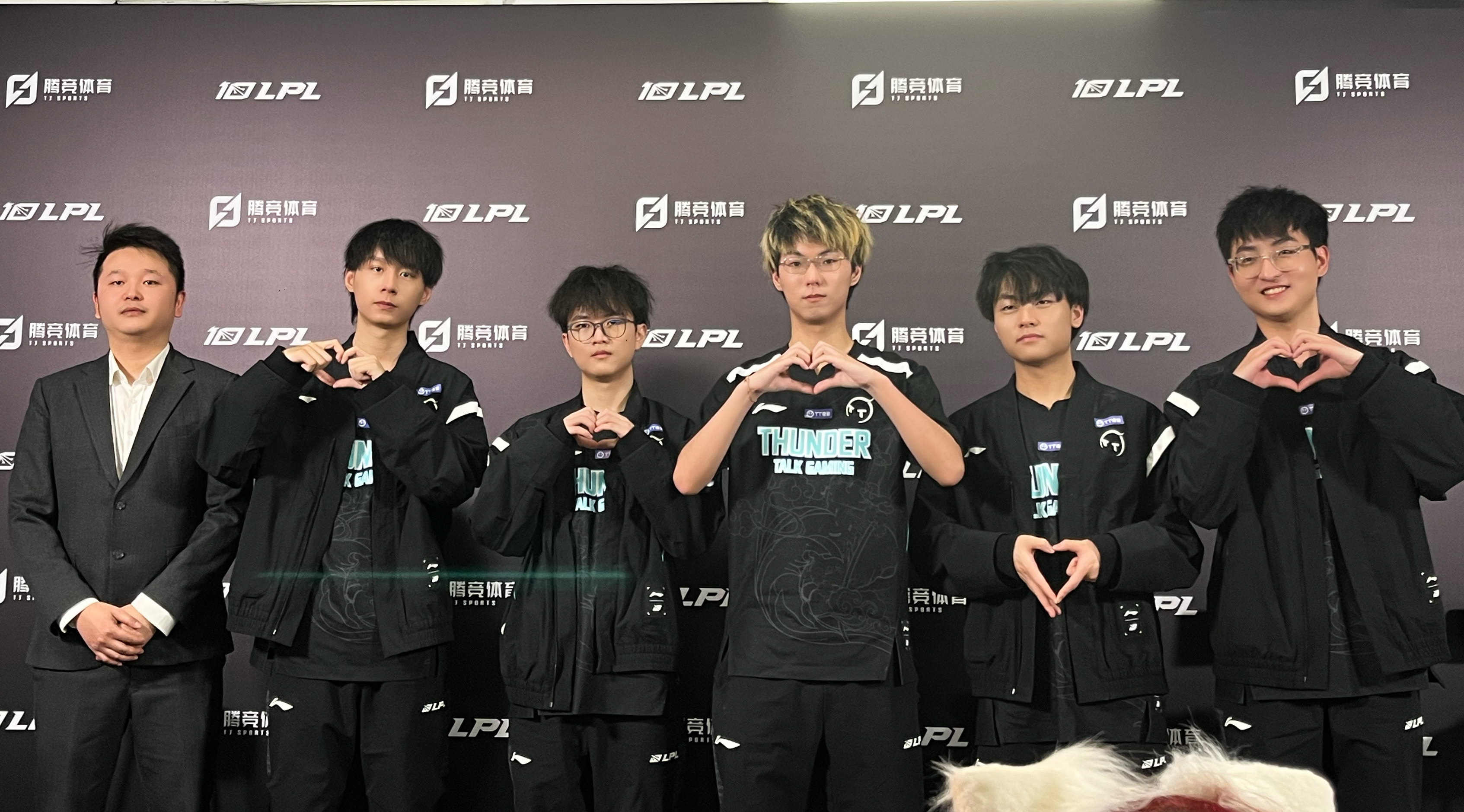 triple kill！TT在LPL赛场上对FPX取得三连胜-直播吧