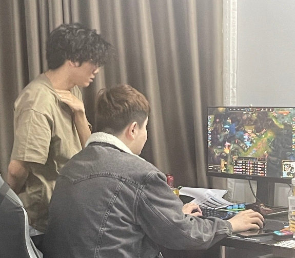 大Zoom老师教得好呀！YSKM特训成功 格温飞剪尽显风采-直播吧