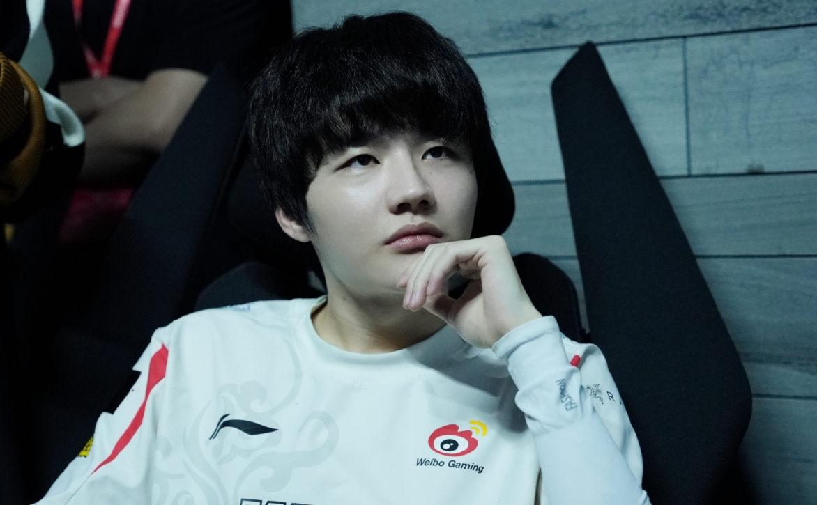 Crisp：我投了Clearlove、Uzi、Meiko、Ming、Doinb还有个Gogoing-直播吧