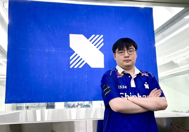 BeryL：打团站位是与生俱来能力 LOL是回合制也是找准位置的游戏-直播吧