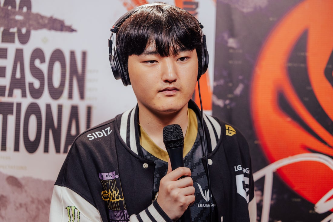 Peyz：每一局都有失误才被3:0，感觉LCK和LPL两赛区风格相似-直播吧