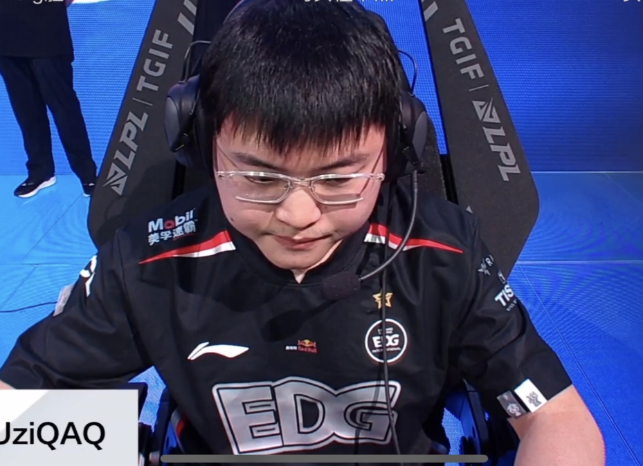 众解说热议EDG不敌TT：EDG突出个各玩各 Ucal个人秀呀！-直播吧