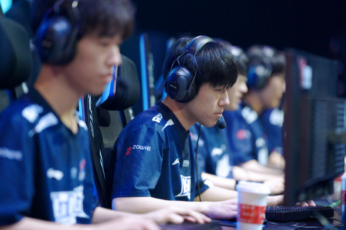 能否全胜收官？LNG后续对手：LGD、TT、NIP-直播吧