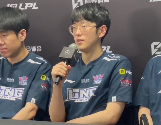 Scout：觉得xiaohu选手打的特别好 我们每个队员都打得特别好-直播吧