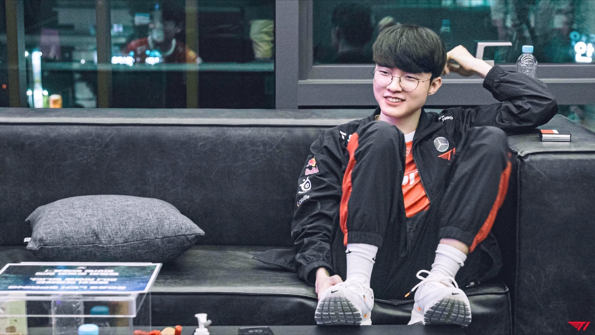 T1官方：Faker选手从今日起回归赛场并参加对战KDF的比赛-直播吧