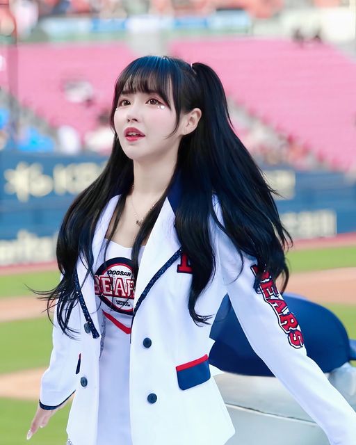 姐弟情深！Oner姐姐更新INS祝贺弟弟所在队伍T1击败KT-直播吧