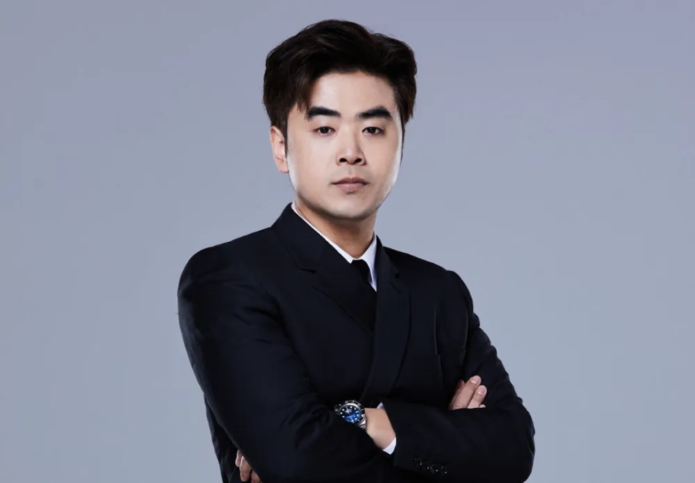 老锅熬新汤！KenZhu此前曾带领RNG夺得2022年LPL春冠与MSI冠军-直播吧